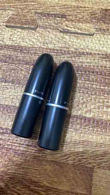 Mac Russian Red 唇膏 #612 霧幻性感唇膏 3g-【DUK全球美妝】